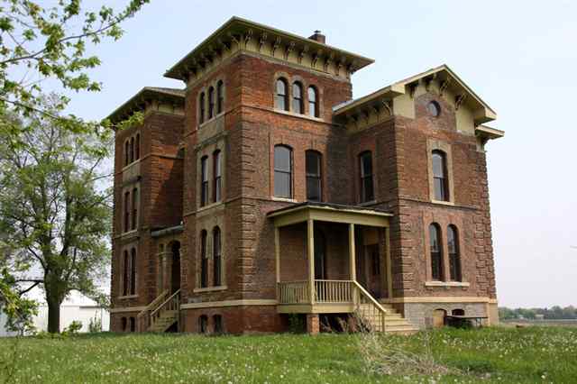 1866 Italianate - Towanda, IL - Old House Dreams