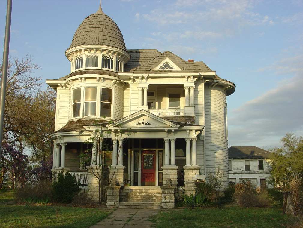 1898 Queen Anne - Fort Worth, TX - Old House Dreams
