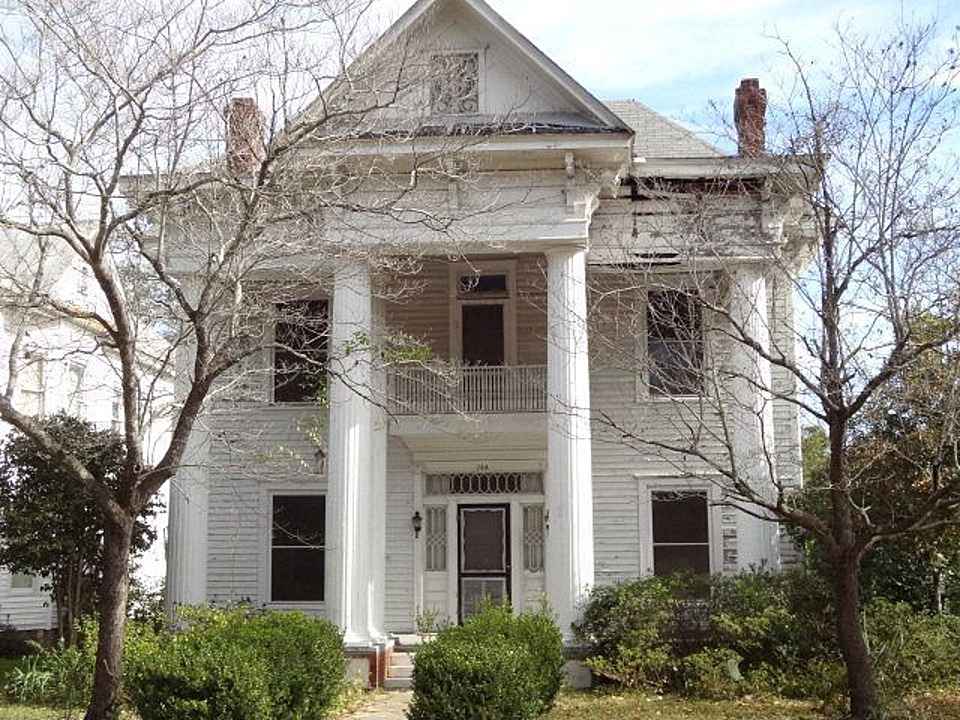 c. 1890 Classical Revival - Fitzgerald, GA - Old House Dreams