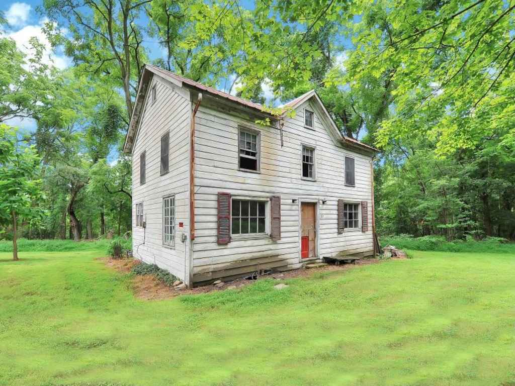 c. 1860 Italianate - Annandale, NJ - Old House Dreams