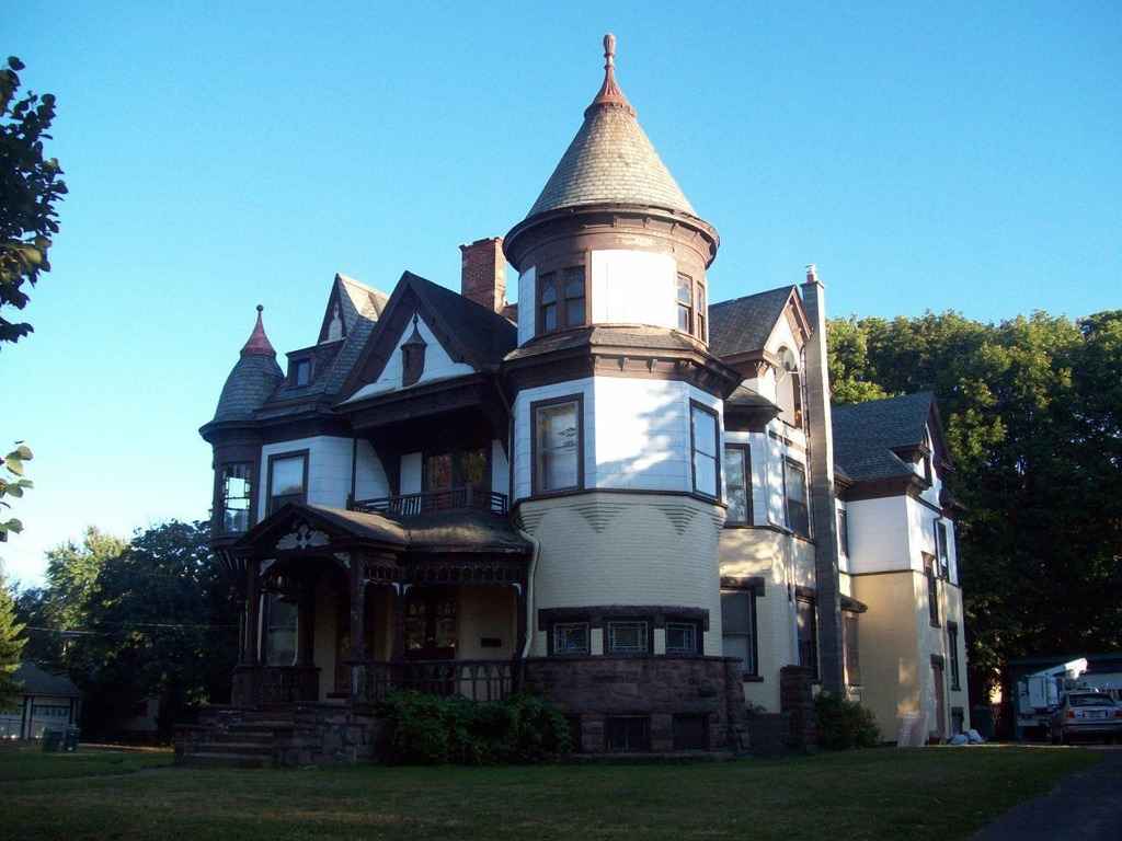 c. 1890 Queen Anne - Rochester, NY - Old House Dreams