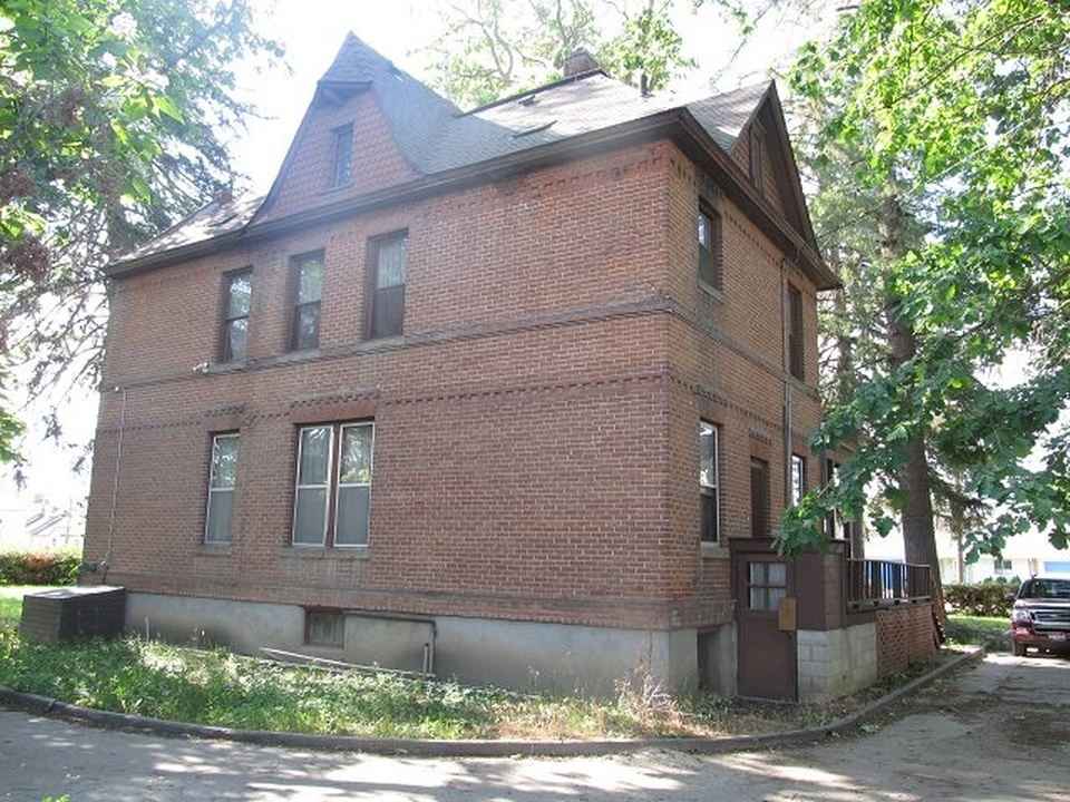 1893 Queen Anne - Payette, ID - Old House Dreams