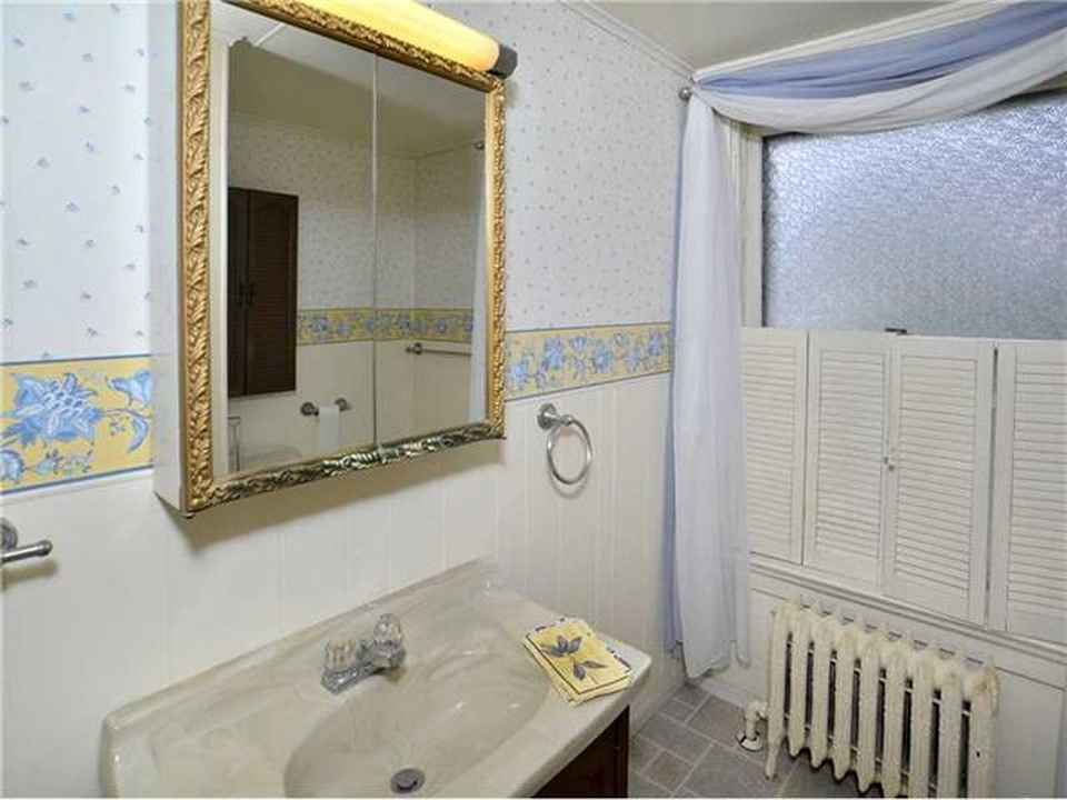 1904 - Oakmont, PA - Old House Dreams