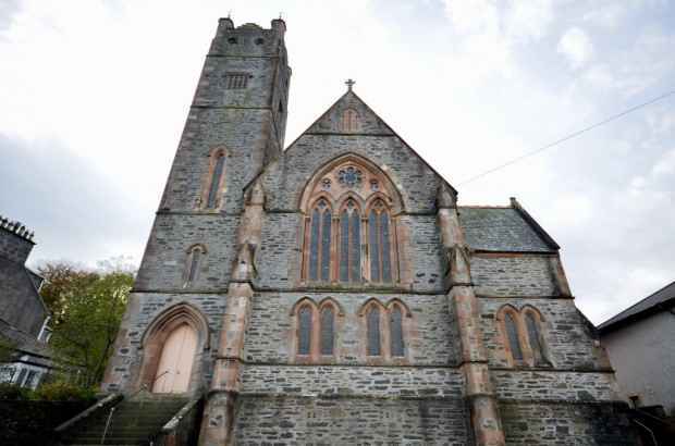 1886 Church - Port Bannatyne, Scotland - Old House Dreams