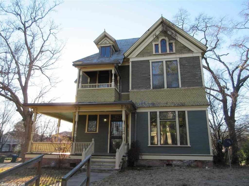 c. 1890 Queen Anne - Little Rock, AR - Old House Dreams