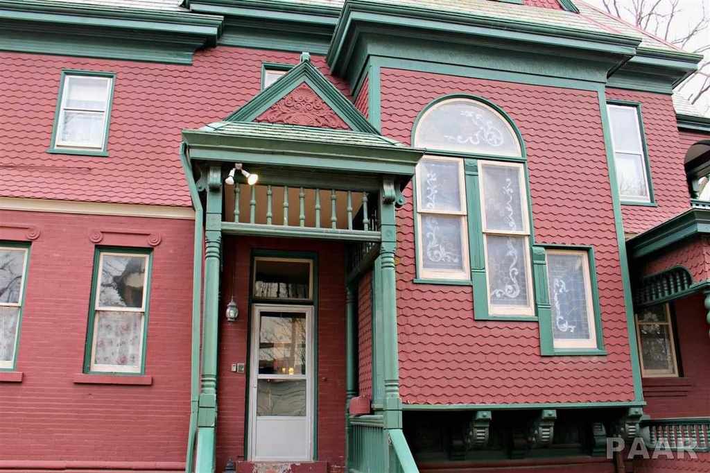 1888 Queen Anne - Peoria, IL - Old House Dreams