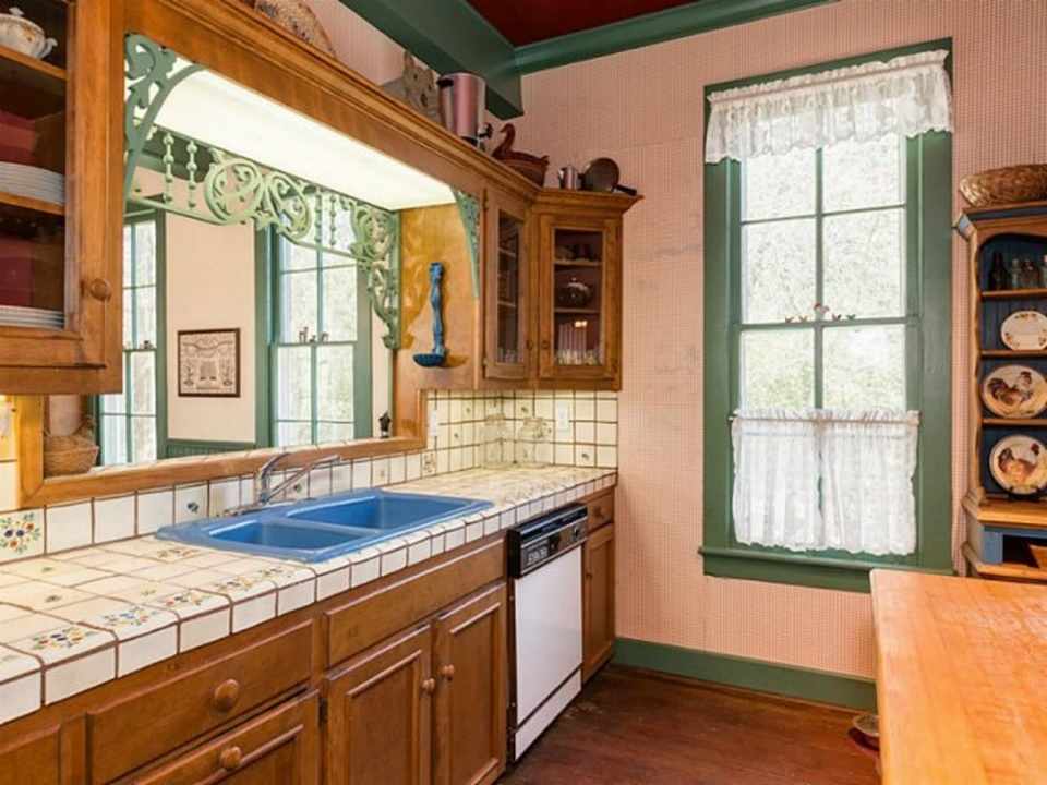 Fayetteville, TX - Old House Dreams
