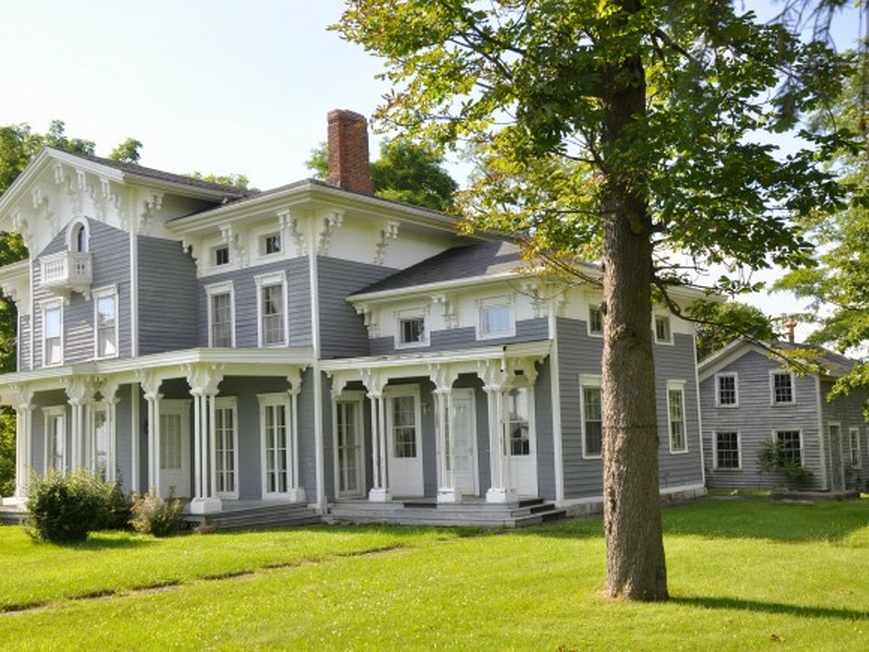 c. 1850 Italianate - Aurora, NY - Old House Dreams