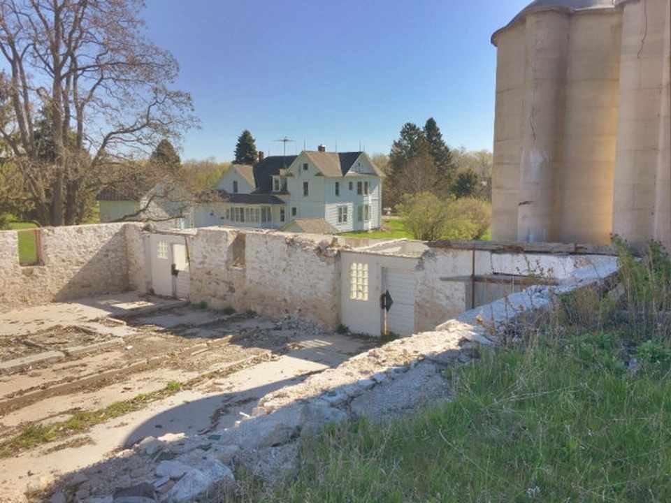 1875 - Jacksonport, WI - Old House Dreams