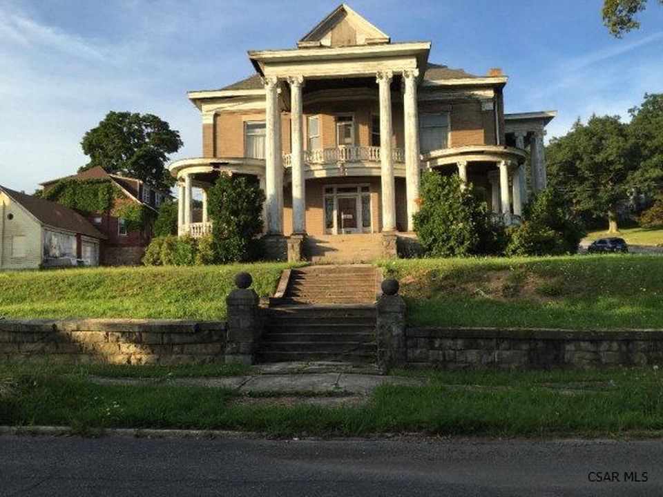 1909 Classical Revival - Windber, PA (George F. Barber) - Old House Dreams