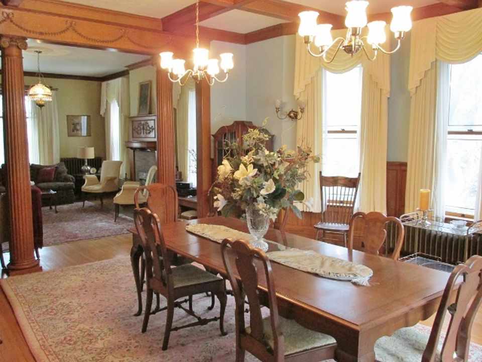 c. 1900 Colonial Revival - Paris, NY - Old House Dreams