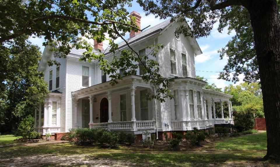 c. 1881 Italianate - Tarboro, NC - Old House Dreams