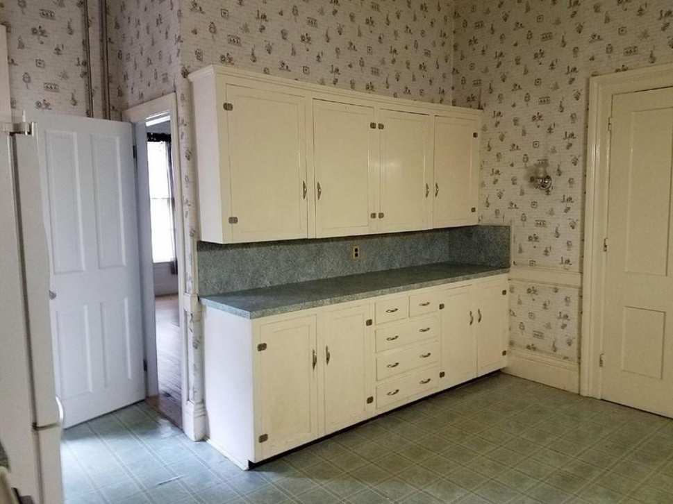 c. 1850 Italianate - North Brookfield, MA - Old House Dreams
