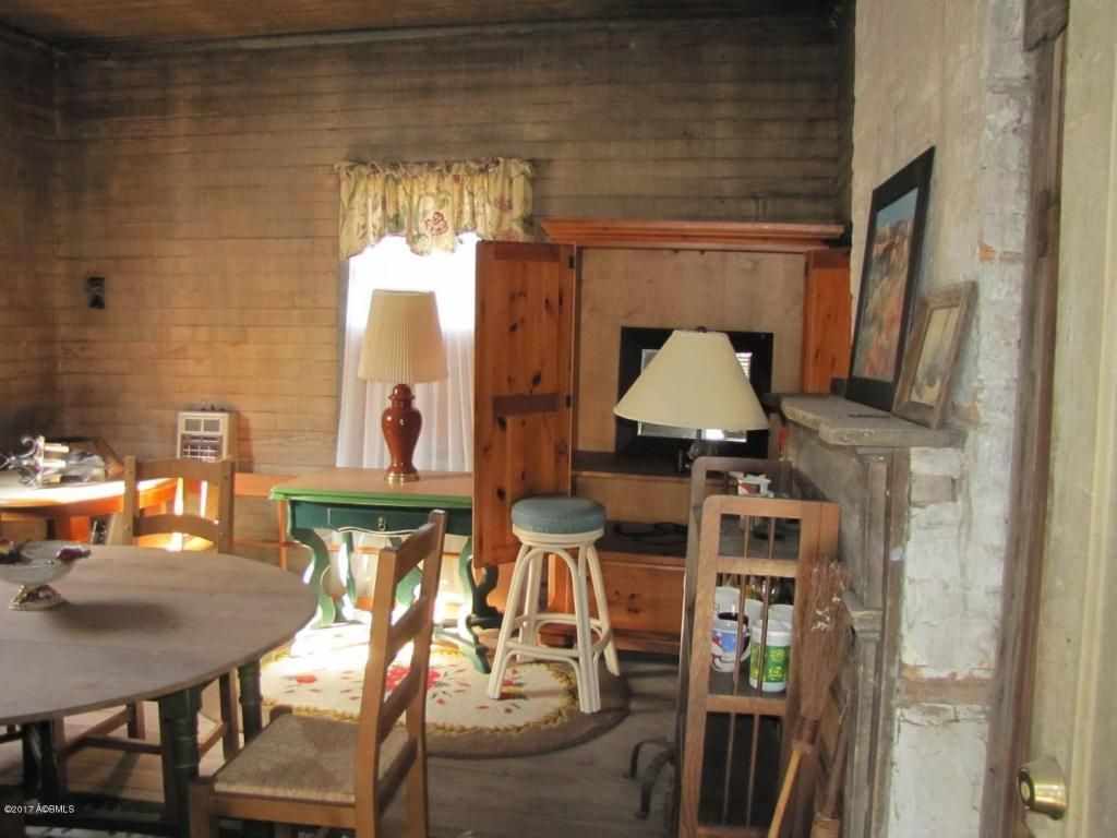 Brunson, SC - Old House Dreams