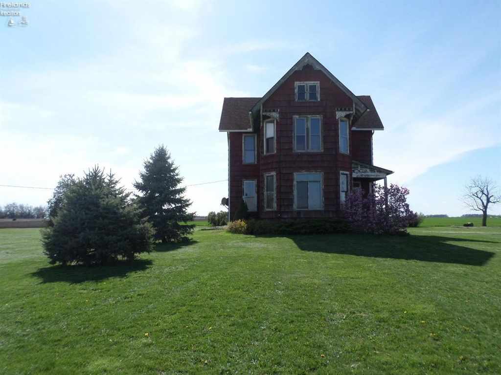 1890 Queen Anne - Monroeville, OH - Old House Dreams
