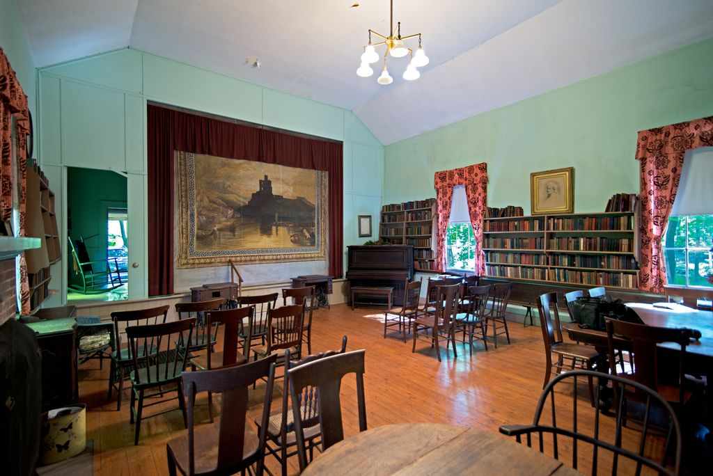 1874 Reading Room - Madison, CT - Old House Dreams