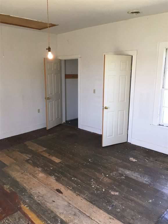 c. 1850 Greek Revival - Springfield, KY - Old House Dreams