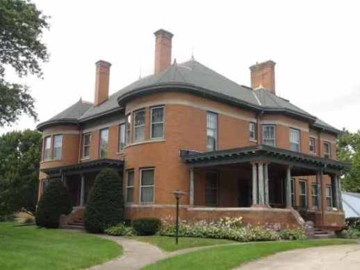 1891 - Polo, IL - Old House Dreams