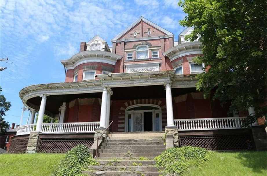 c. 1902 Colonial Revival in Pittsburgh, PA - Old House Dreams