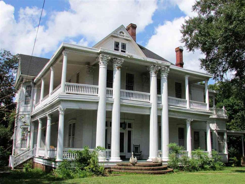 1892 Queen Anne/Classical Revival - Crystal Springs, MS - Old House Dreams
