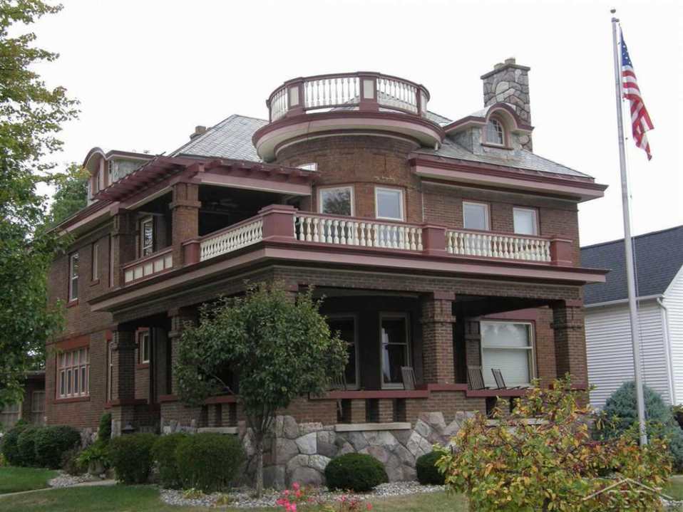 1914 - Chesaning, MI - Old House Dreams
