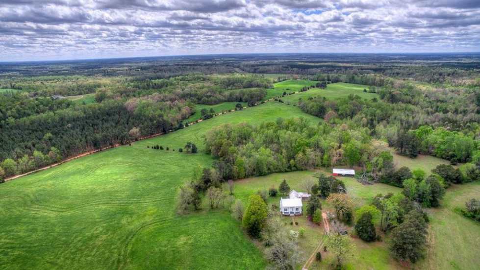 c. 1840 Greek Revival - Tignall, GA - Old House Dreams