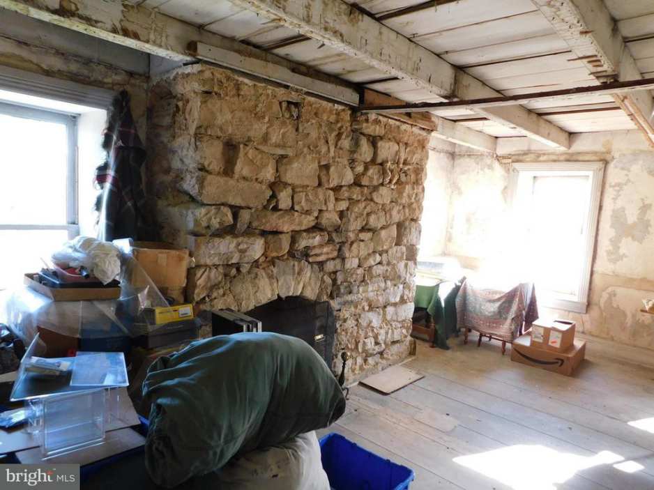 c. 1800 - Burnt Cabins, PA - Old House Dreams