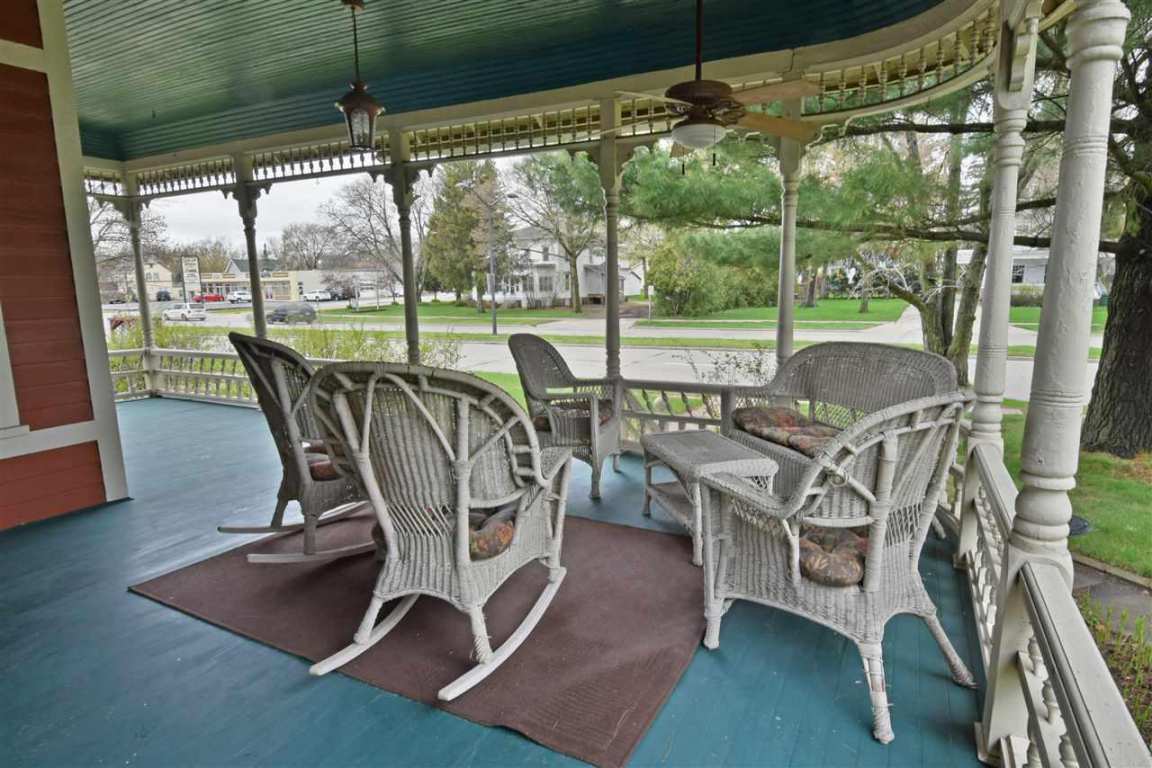 1891 Queen Anne - Reedsburg, WI - Old House Dreams