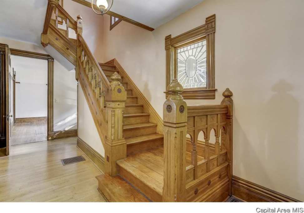 1891 Queen Anne - Springfield, IL - Old House Dreams