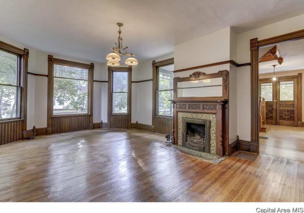 1891 Queen Anne - Springfield, IL - Old House Dreams
