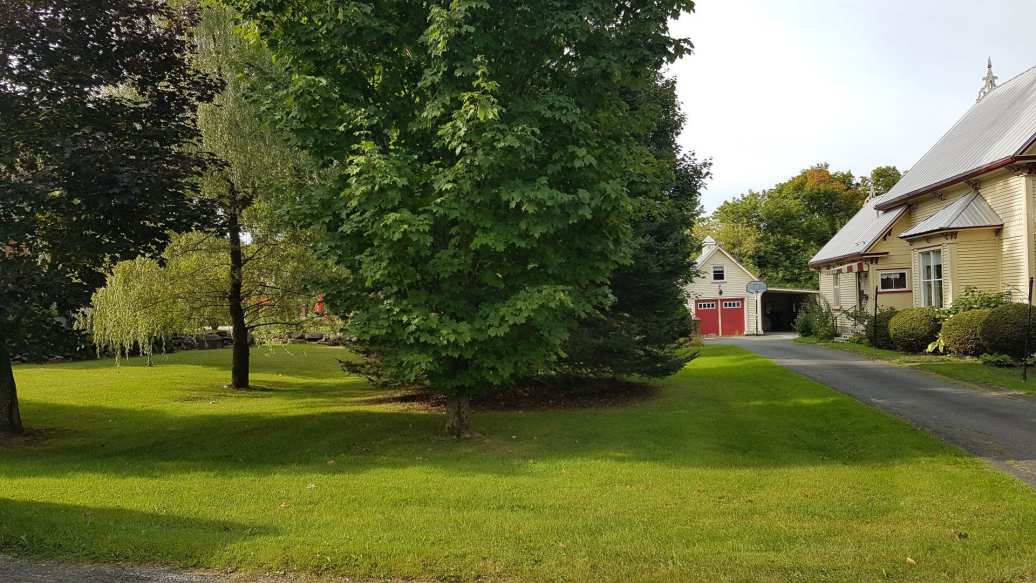 1896 - Danville, Quebec - Old House Dreams