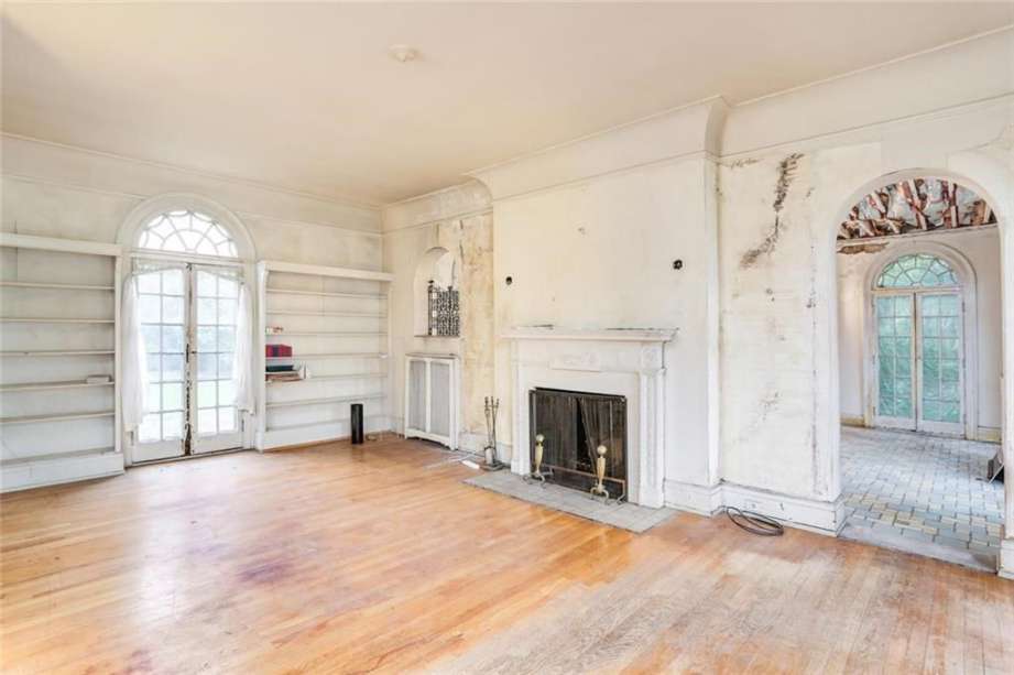 1922 Italian Renaissance - Detroit, MI - Old House Dreams