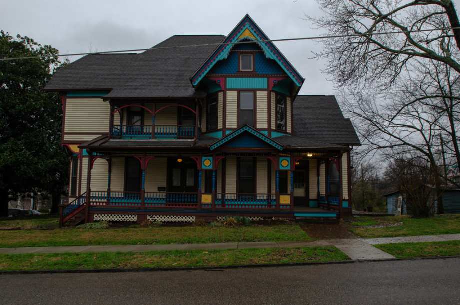 1888 Queen Anne - Knoxville, TN (George F. Barber) - Old House Dreams