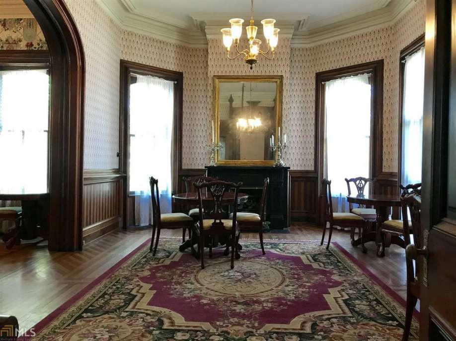 Inside Victor Creel's 1882 Second Empire Manor from Stranger Things 4 ...