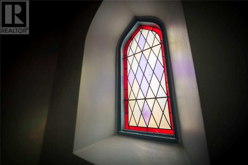 1901 Church - Hickson, Ontario, Canada - Old House Dreams