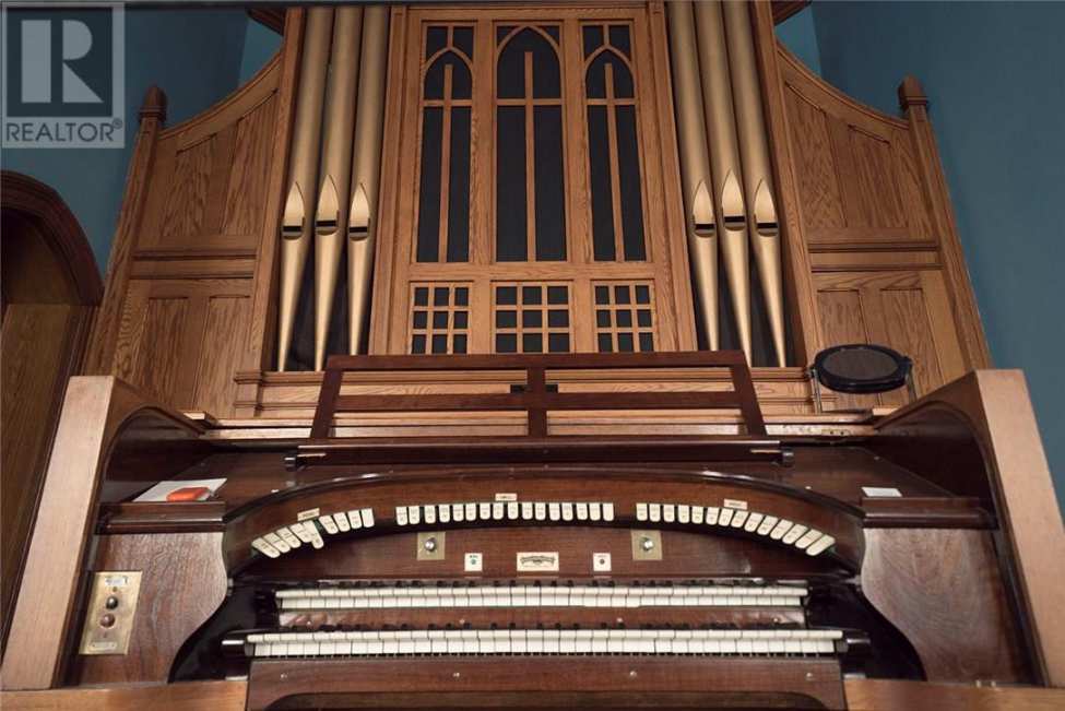 1901 Church - Hickson, Ontario, Canada - Old House Dreams