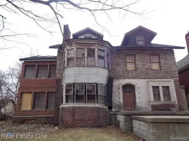 1912 - Detroit, MI - Old House Dreams