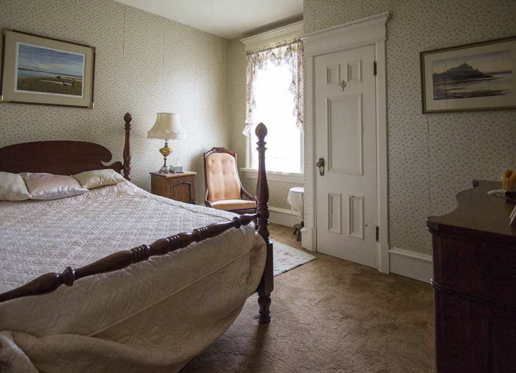 1906 - Amherst, Nova Scotia - Old House Dreams