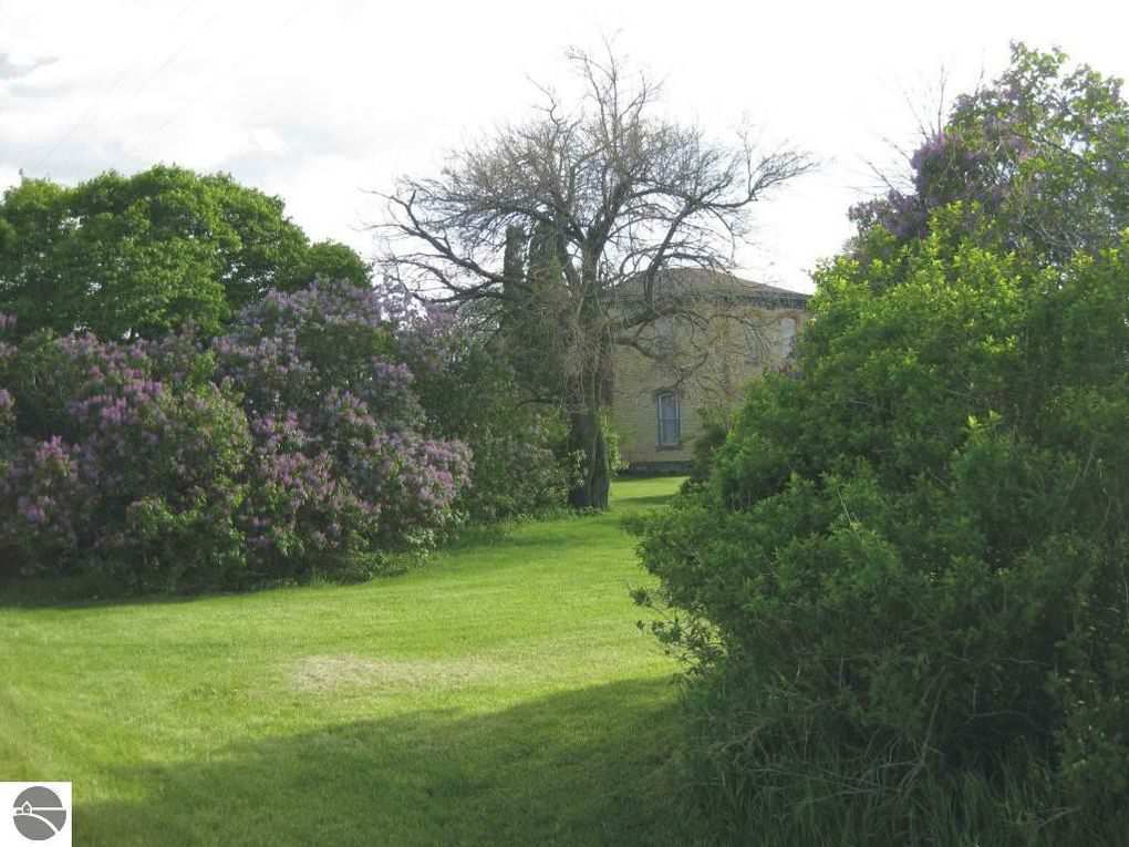 1876 Octagon - Elwell, MI - Old House Dreams