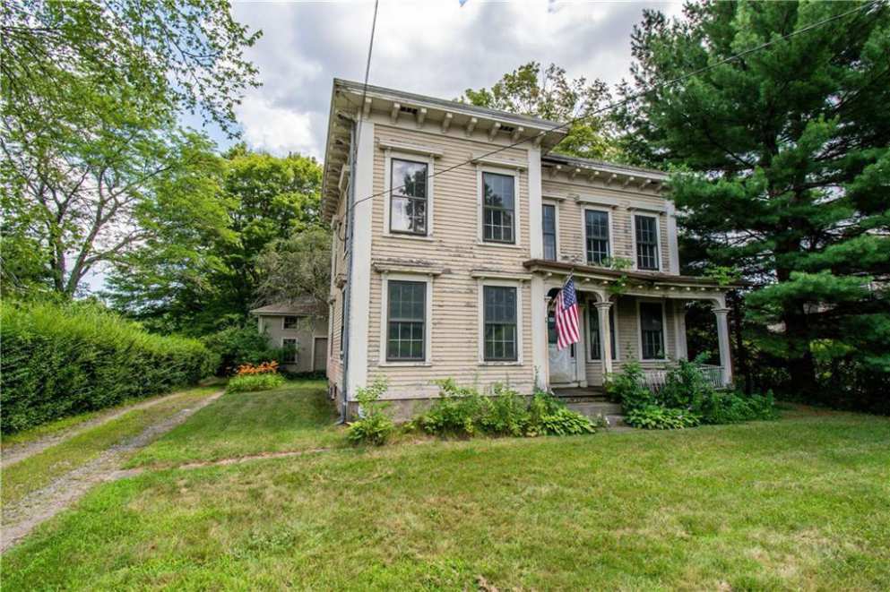 1869 Italianate - Hope Valley, RI - Old House Dreams