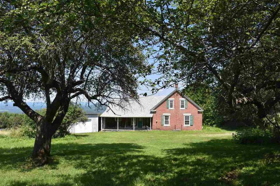 1843 - Plainfield, VT - Old House Dreams