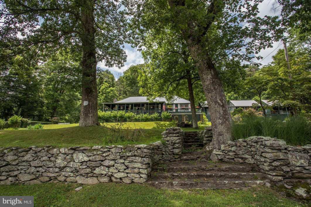 1914 - Blue Ridge Summit, PA - Old House Dreams