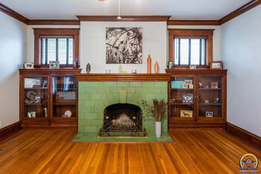 1910 Colonial Revival - Topeka, KS - Old House Dreams