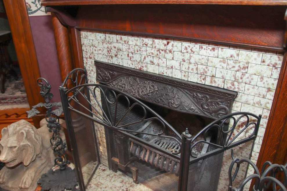 1897 Queen Anne - Springfield, MA - Old House Dreams