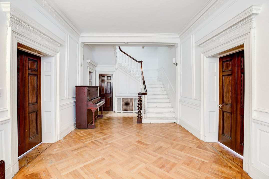 1910 Colonial Revival in Montreal, Quebec - Old House Dreams