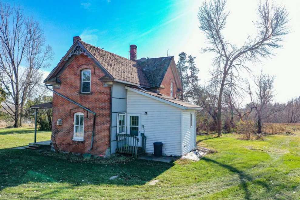 1898 - Garfield, MN - Old House Dreams
