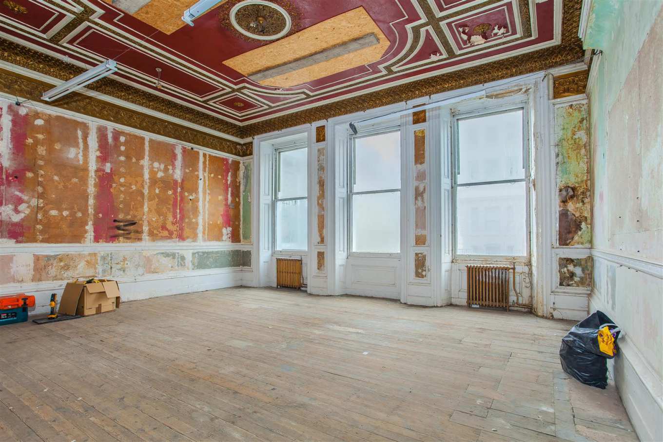 Victorian Era Hotel in London, England - Old House Dreams