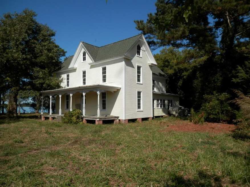 Painter, VA - Old House Dreams
