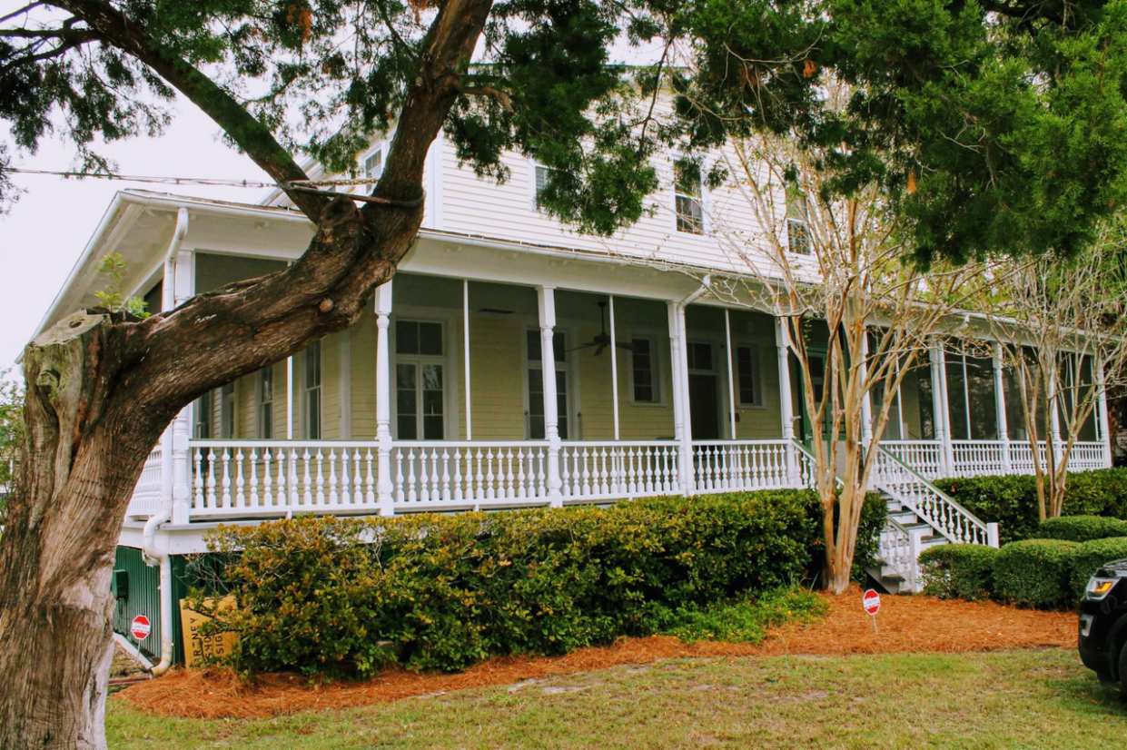 c. 1900 - Sullivans Island, SC - Old House Dreams