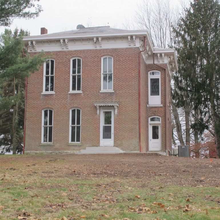1860 Italianate in Windfall, IN - Old House Dreams